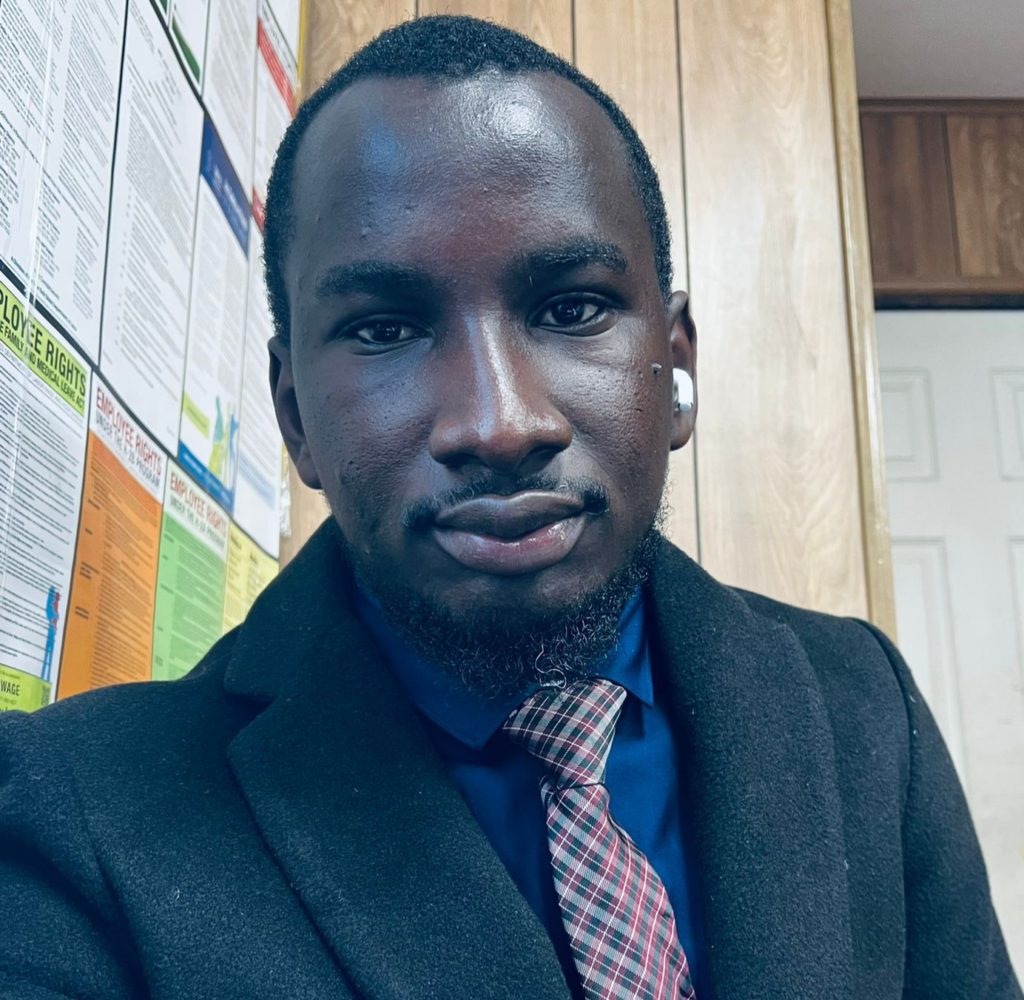 « Un miroir comme cadeau pour les Guinéens» (Ali Camara) | Kalenews